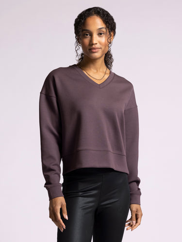 MARTINA V-NECK PULLOVER – Thread & Supply